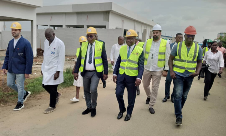 Côte d’Ivoire-AIP/ Le ministre Pierre Dimba salue l’avancement des ...