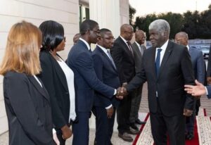 Côte d’Ivoire-AIP/ Le Premier ministre Beugré Mambé échange avec la ...