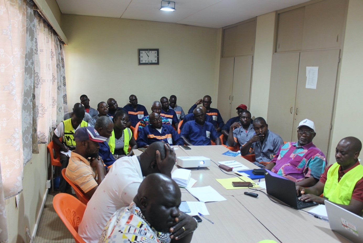 Côte d’Ivoire-AIP/ Les agents semenciers des usines formés sur l’importance des semences et les ...