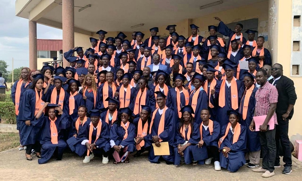 Côte d’Ivoire-AIP/ 123 étudiants du Master 2 Histoire de l’UAO célèbrent leur graduation à ...