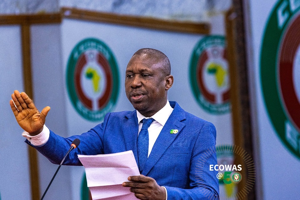 AIP/Inter/ CEDEAO: l’Ivoirien Kalilou Sylla succède à Massandjé Touré-Litse à la tête du ...