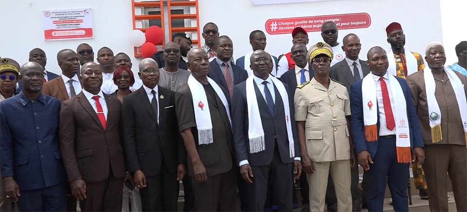 Côte d’Ivoire-AIP / Inauguration du Centre départemental de transfusion ...