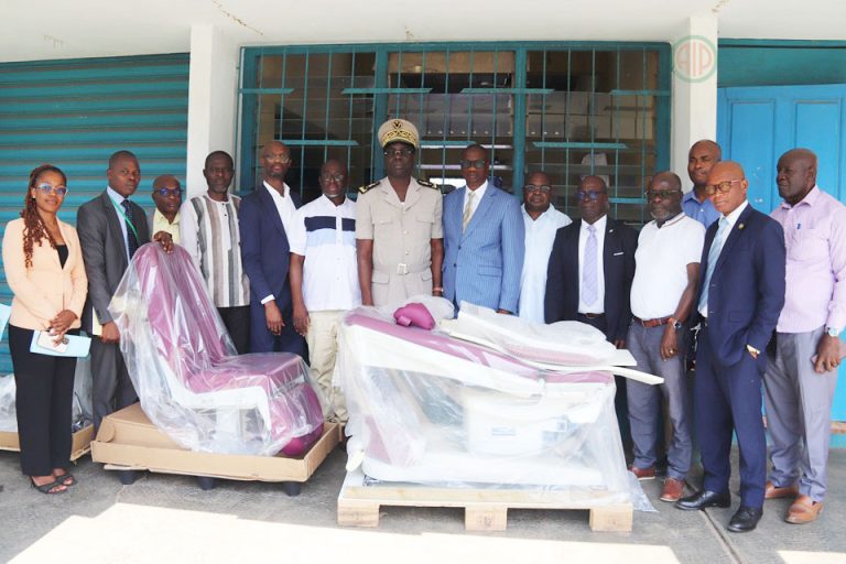 Côte d’Ivoire-AIP/ Une société partenaire offre du matériel médical à l ...
