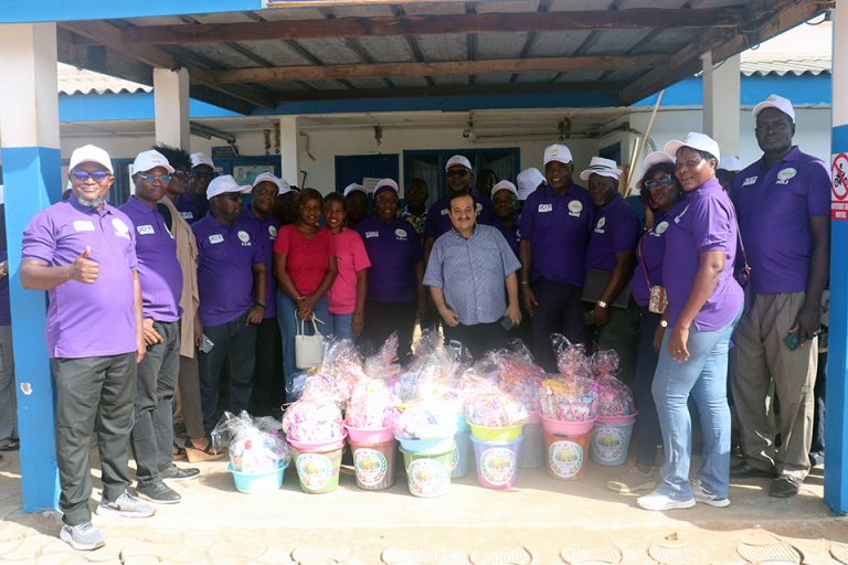 Côte d’Ivoire-AIP/Les « Avrilois » de la JCI offrent des kits d’hygiène ...